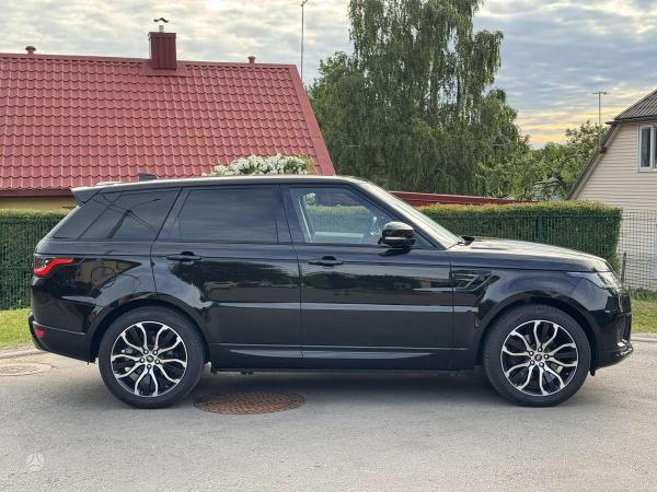 Black Land Rover Range Rover Sport 2020 in Siauliai, with an engine capacity of 3.00 L and mileage of 214 thousand km for 25880 €, photo 5 on AUTOMOTO.COM.LV