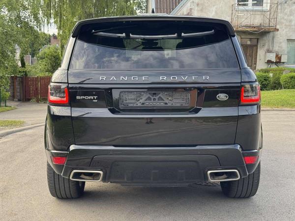 Black Land Rover Range Rover Sport 2020 in Siauliai, with an engine capacity of 3.00 L and mileage of 214 thousand km for 25880 €, photo 8 on AUTOMOTO.COM.LV