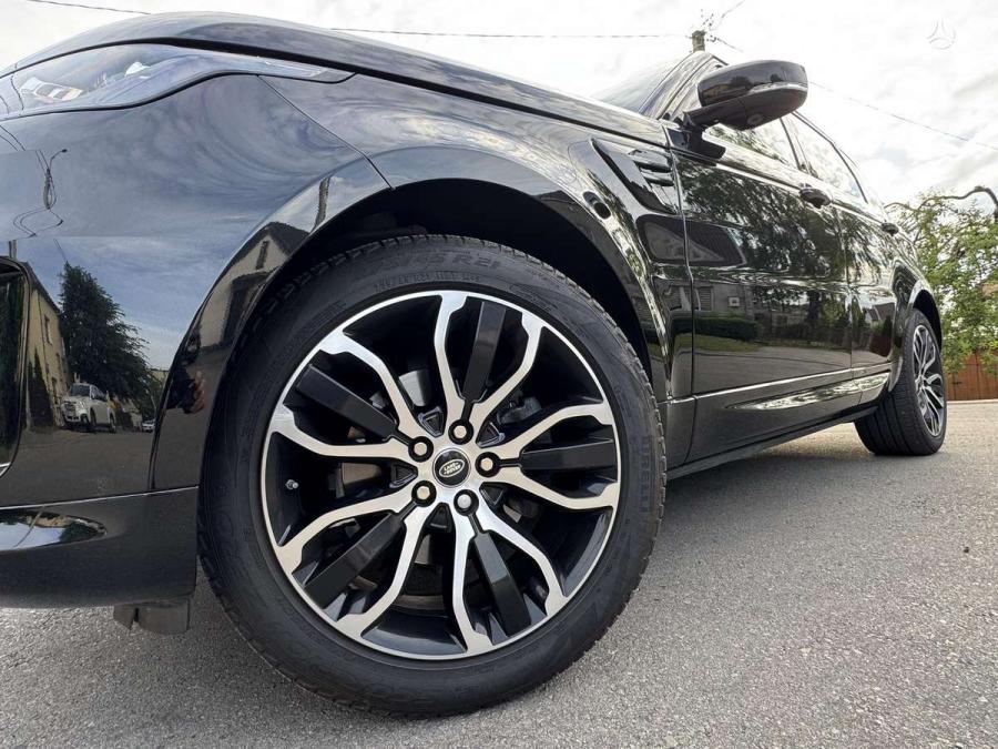 Melns Land Rover Range Rover Sport 2020 Šauļi, ar dzinēja tilpumu 3.00 L un nobraukumu 214 tūkst. km par 25880 €, foto 10 vietnē AUTOMOTO.COM.LV