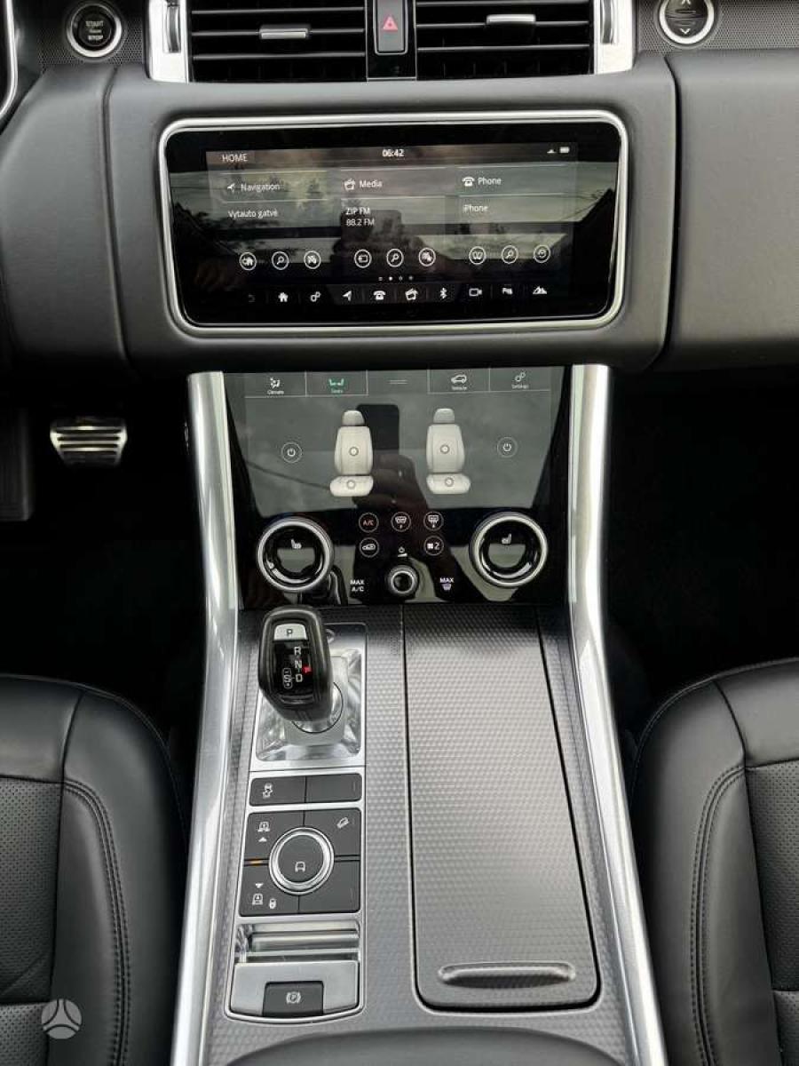 Melns Land Rover Range Rover Sport 2020 Šauļi, ar dzinēja tilpumu 3.00 L un nobraukumu 214 tūkst. km par 25880 €, foto 23 vietnē AUTOMOTO.COM.LV