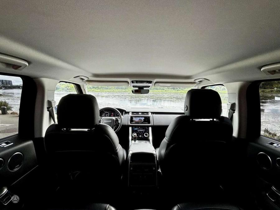 Black Land Rover Range Rover Sport 2020 in Kaunas, with an engine capacity of 2.99 L and mileage of 124 thousand km for 35000 €, photo 10 on AUTOMOTO.COM.LV