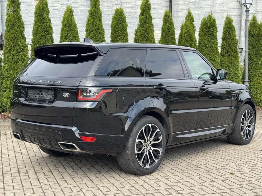 Melns Land Rover Range Rover Sport 2020 Šauļi, ar dzinēja tilpumu 2.99 L un nobraukumu 214 tūkst. km par 23990 €, foto 4 vietnē AUTOMOTO.COM.LV