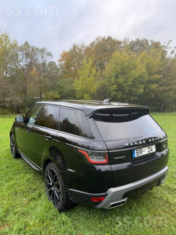 Land Rover Range Rover Sport 2020 in Riga on AUTOMOTO.COM.LV Black Land Rover Range Rover Sport 2020 in Riga, with an engine capacity of 3.00 L and mileage of 103 thousand km for 29700 €, photo 3 on AUTOMOTO.COM.LV