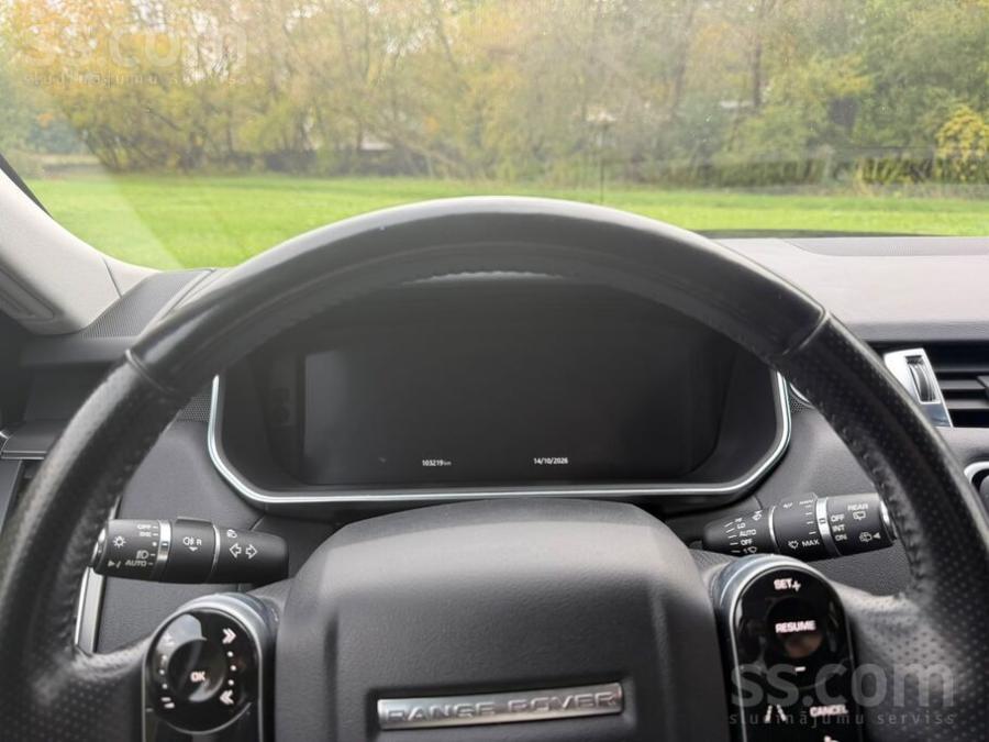 Black Land Rover Range Rover Sport 2020 in Riga, with an engine capacity of 3.00 L and mileage of 103 thousand km for 29700 €, photo 12 on AUTOMOTO.COM.LV