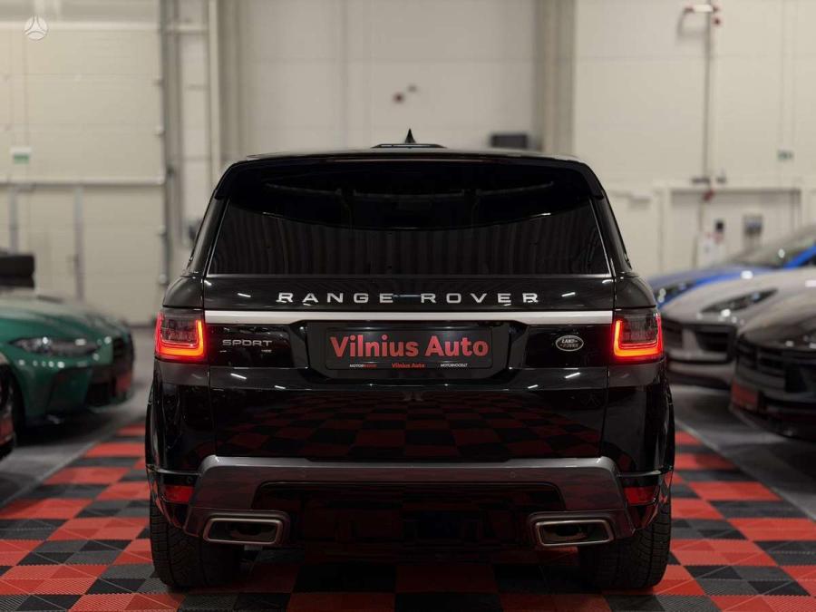 Black Land Rover Range Rover Sport 2021 in Vilnius, with an engine capacity of 3.00 L and mileage of 197 thousand km for 32900 €, photo 6 on AUTOMOTO.COM.LV