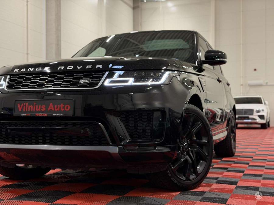 Black Land Rover Range Rover Sport 2021 in Vilnius, with an engine capacity of 3.00 L and mileage of 197 thousand km for 32900 €, photo 9 on AUTOMOTO.COM.LV