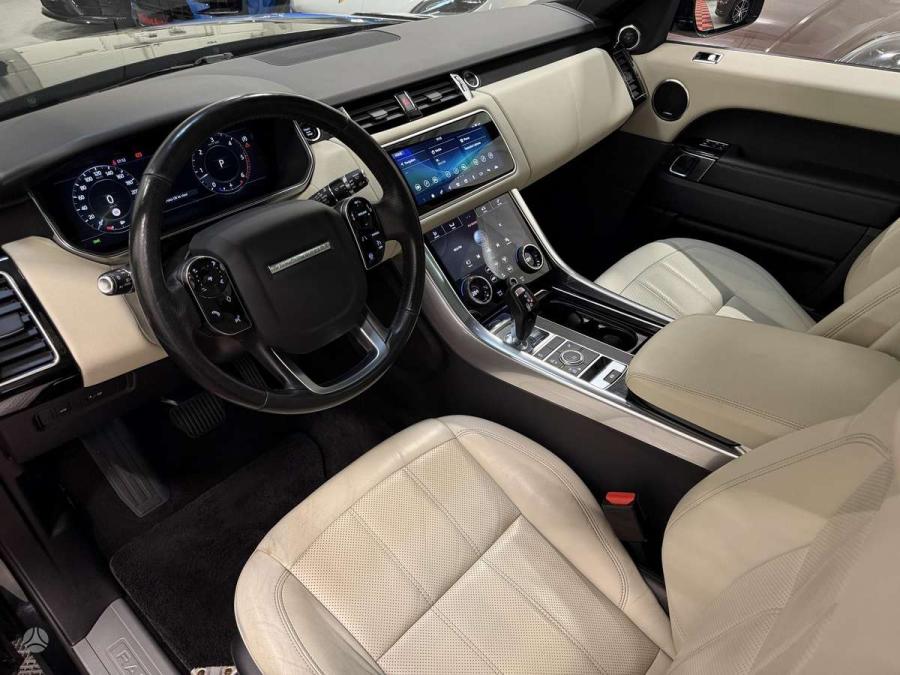 Black Land Rover Range Rover Sport 2021 in Vilnius, with an engine capacity of 3.00 L and mileage of 197 thousand km for 32900 €, photo 14 on AUTOMOTO.COM.LV