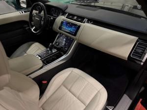 Black Land Rover Range Rover Sport 2021 in Vilnius, with an engine capacity of 3.00 L and mileage of 197 thousand km for 32900 €, photo 19 on AUTOMOTO.COM.LV