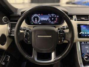 Black Land Rover Range Rover Sport 2021 in Vilnius, with an engine capacity of 3.00 L and mileage of 197 thousand km for 32900 €, photo 22 on AUTOMOTO.COM.LV