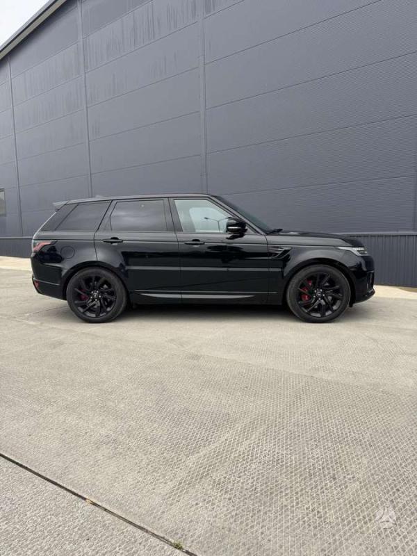 Melns Land Rover Range Rover Sport 2022 Viļņa, ar dzinēja tilpumu 3.00 L un nobraukumu 157 tūkst. km par 36700 €, foto 3 vietnē AUTOMOTO.COM.LV