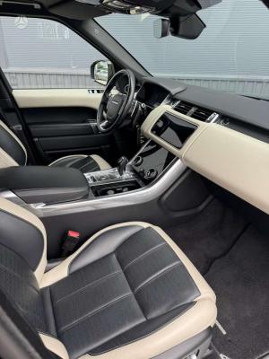 Melns Land Rover Range Rover Sport 2022 Viļņa, ar dzinēja tilpumu 3.00 L un nobraukumu 157 tūkst. km par 36700 €, foto 7 vietnē AUTOMOTO.COM.LV