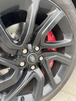 Melns Land Rover Range Rover Sport 2022 Viļņa, ar dzinēja tilpumu 3.00 L un nobraukumu 157 tūkst. km par 36700 €, foto 18 vietnē AUTOMOTO.COM.LV