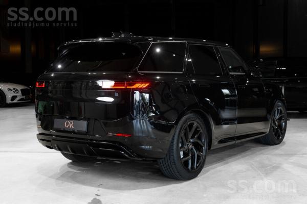 Black Land Rover Range Rover Sport 2025 in Riga, with an engine capacity of 3.00 L and mileage of 10 thousand km for 109000 €, photo 5 on AUTOMOTO.COM.LV