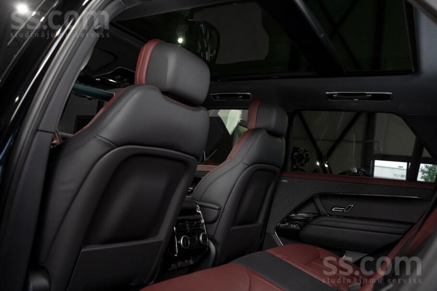 Black Land Rover Range Rover Sport 2025 in Riga, with an engine capacity of 3.00 L and mileage of 10 thousand km for 109000 €, photo 15 on AUTOMOTO.COM.LV