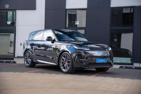 Melns Land Rover Range Rover Sport 2025 Viļņa, ar dzinēja tilpumu 3.00 L un nobraukumu 15 tūkst. km par 89900 €, foto 1 vietnē AUTOMOTO.COM.LV
