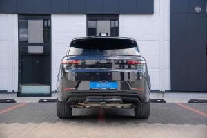 Melns Land Rover Range Rover Sport 2025 Viļņa, ar dzinēja tilpumu 3.00 L un nobraukumu 15 tūkst. km par 89900 €, foto 11 vietnē AUTOMOTO.COM.LV
