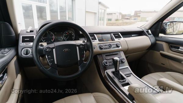 Melns Land Rover Range Rover Sport 2010 Tartu, ar dzinēja tilpumu 3.00 L un nobraukumu 366 tūkst. km par 8500 €, foto 11 vietnē AUTOMOTO.COM.LV