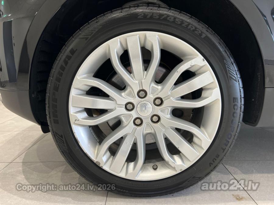 Black Land Rover Range Rover Sport 2018 in Tallinn, with an engine capacity of 3.00 L and mileage of 102 thousand km for 19900 €, photo 8 on AUTOMOTO.COM.LV