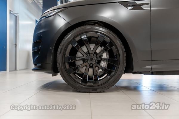 Black Land Rover Range Rover Sport 2026 in Tallinn, with an engine capacity of 3.00 L and mileage of 3 thousand km for 122000 €, photo 6 on AUTOMOTO.COM.LV