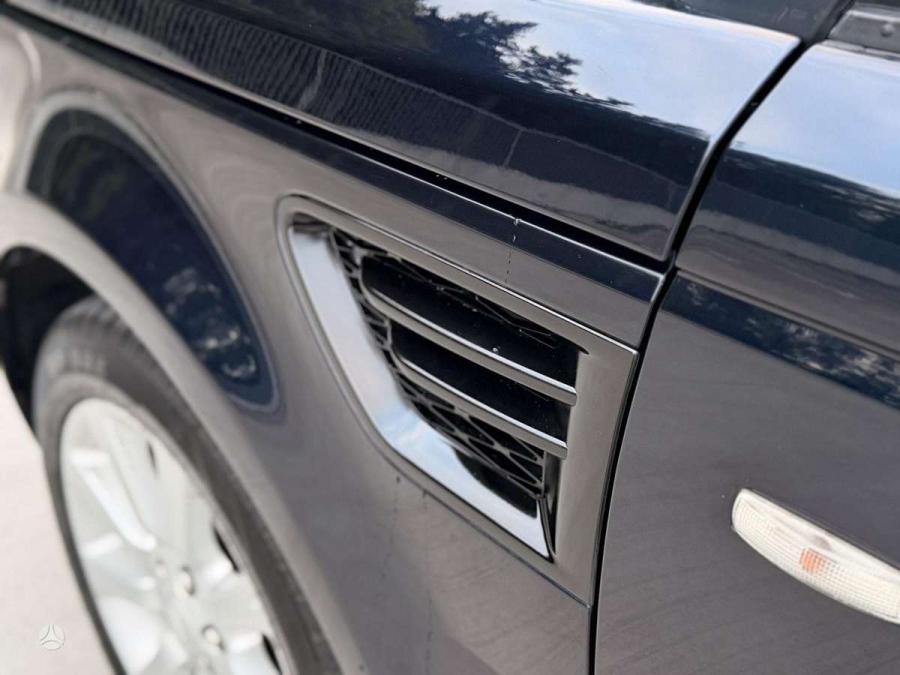 Zils Land Rover Range Rover Sport 2011 Ignalina, ar dzinēja tilpumu 2.99 L un nobraukumu 240 tūkst. km par 6800 €, foto 8 vietnē AUTOMOTO.COM.LV