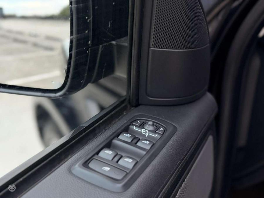 Zils Land Rover Range Rover Sport 2011 Ignalina, ar dzinēja tilpumu 2.99 L un nobraukumu 240 tūkst. km par 6800 €, foto 20 vietnē AUTOMOTO.COM.LV
