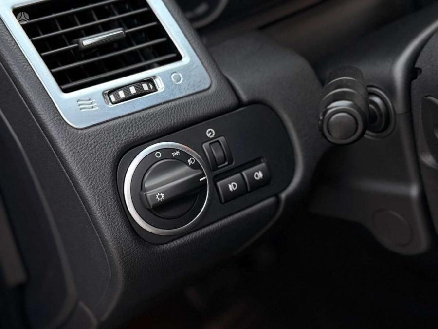 Zils Land Rover Range Rover Sport 2011 Ignalina, ar dzinēja tilpumu 2.99 L un nobraukumu 240 tūkst. km par 6800 €, foto 21 vietnē AUTOMOTO.COM.LV