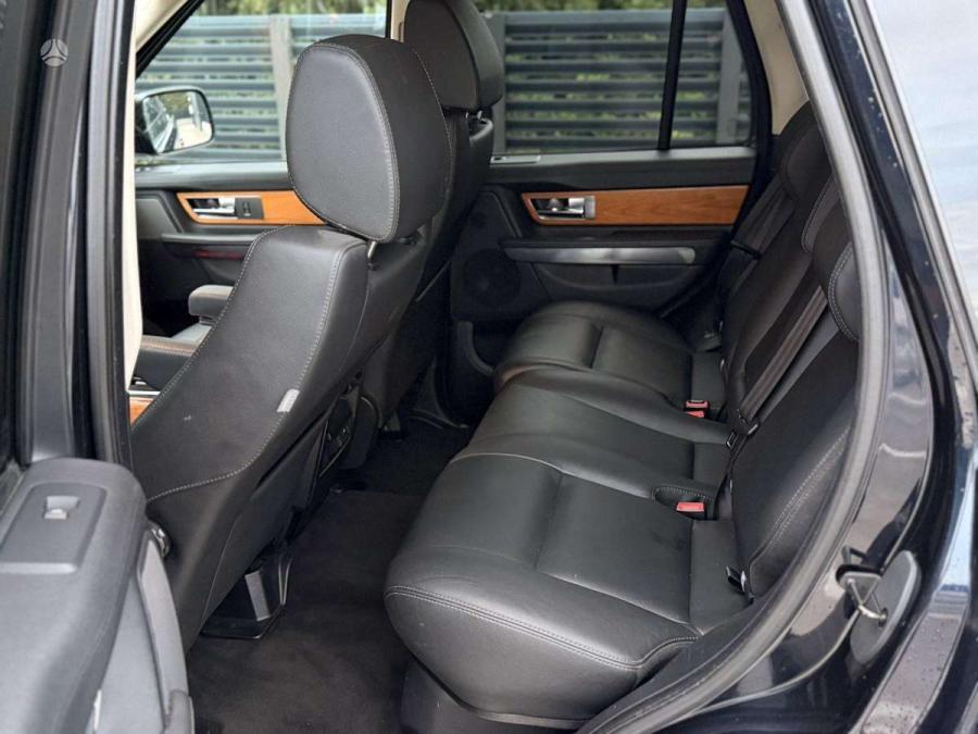Zils Land Rover Range Rover Sport 2011 Ignalina, ar dzinēja tilpumu 2.99 L un nobraukumu 240 tūkst. km par 6800 €, foto 25 vietnē AUTOMOTO.COM.LV