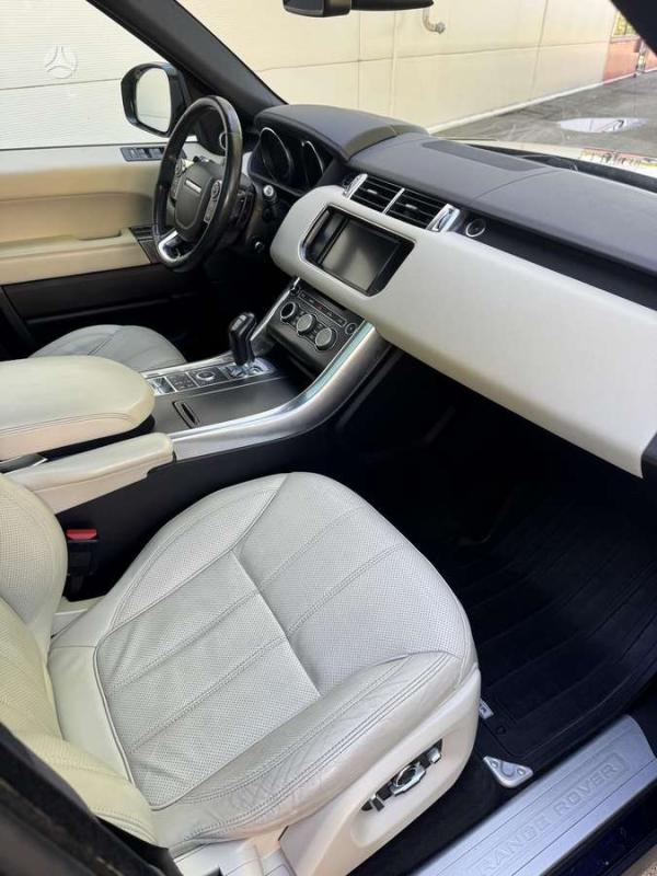 Blue Land Rover Range Rover Sport 2016 in Telschi, with an engine capacity of 2.99 L and mileage of 230 thousand km for 9900 €, photo 10 on AUTOMOTO.COM.LV
