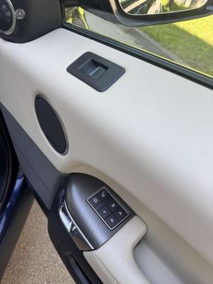 Blue Land Rover Range Rover Sport 2016 in Telschi, with an engine capacity of 2.99 L and mileage of 230 thousand km for 9900 €, photo 14 on AUTOMOTO.COM.LV