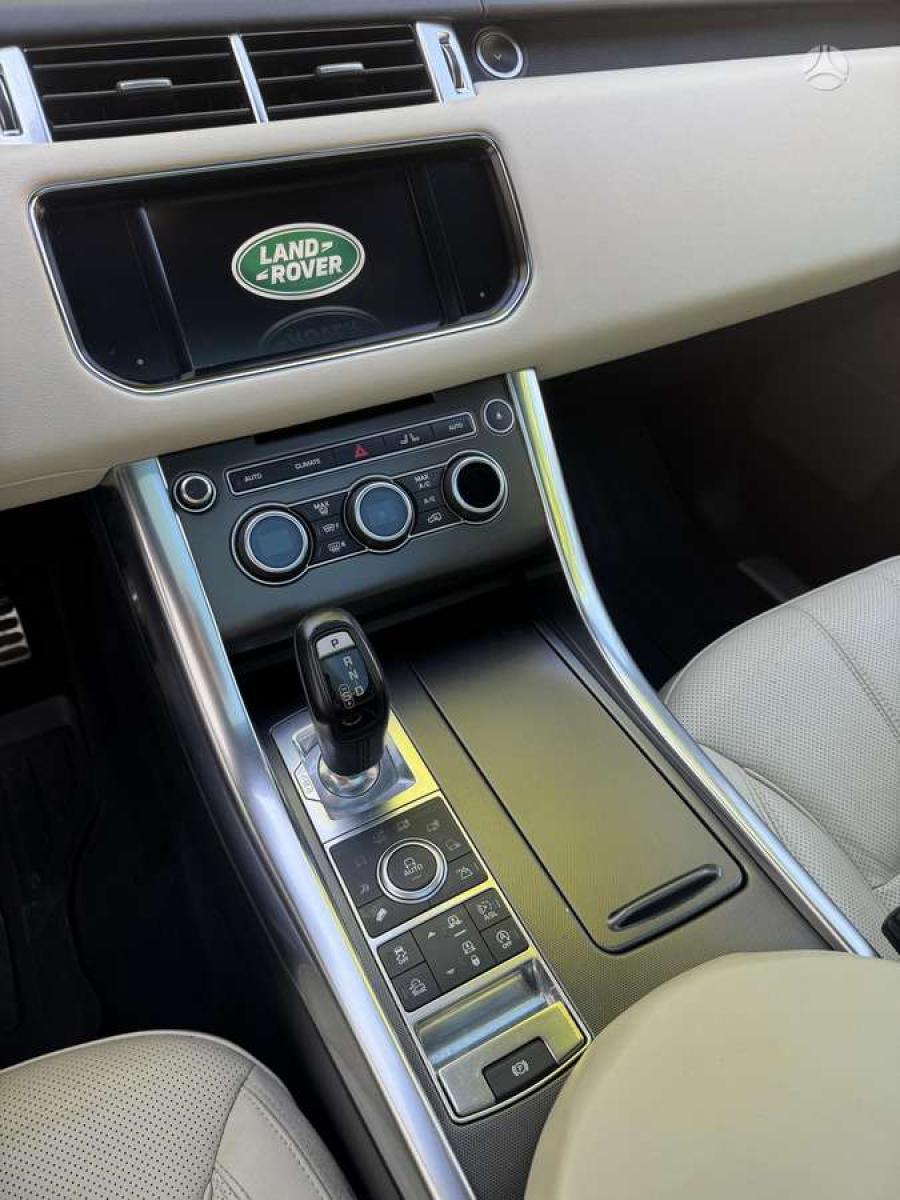Blue Land Rover Range Rover Sport 2016 in Telschi, with an engine capacity of 2.99 L and mileage of 230 thousand km for 9900 €, photo 17 on AUTOMOTO.COM.LV