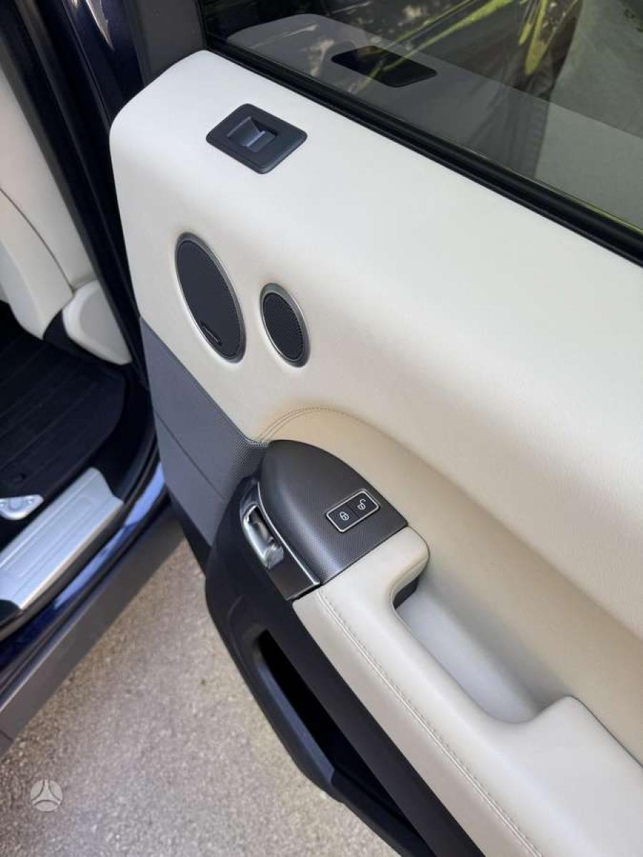 Blue Land Rover Range Rover Sport 2016 in Telschi, with an engine capacity of 2.99 L and mileage of 230 thousand km for 9900 €, photo 28 on AUTOMOTO.COM.LV