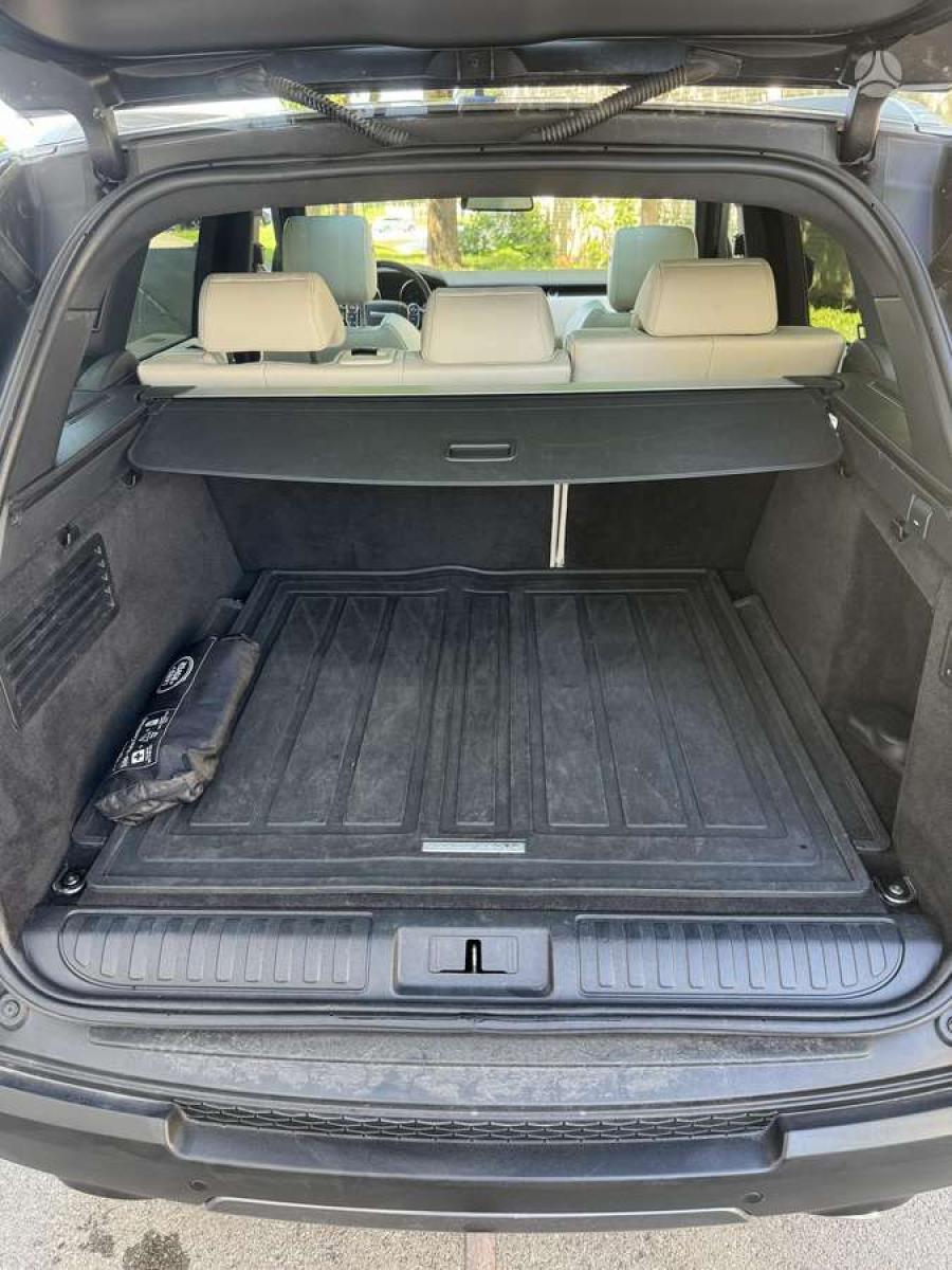 Blue Land Rover Range Rover Sport 2016 in Telschi, with an engine capacity of 2.99 L and mileage of 230 thousand km for 9900 €, photo 33 on AUTOMOTO.COM.LV