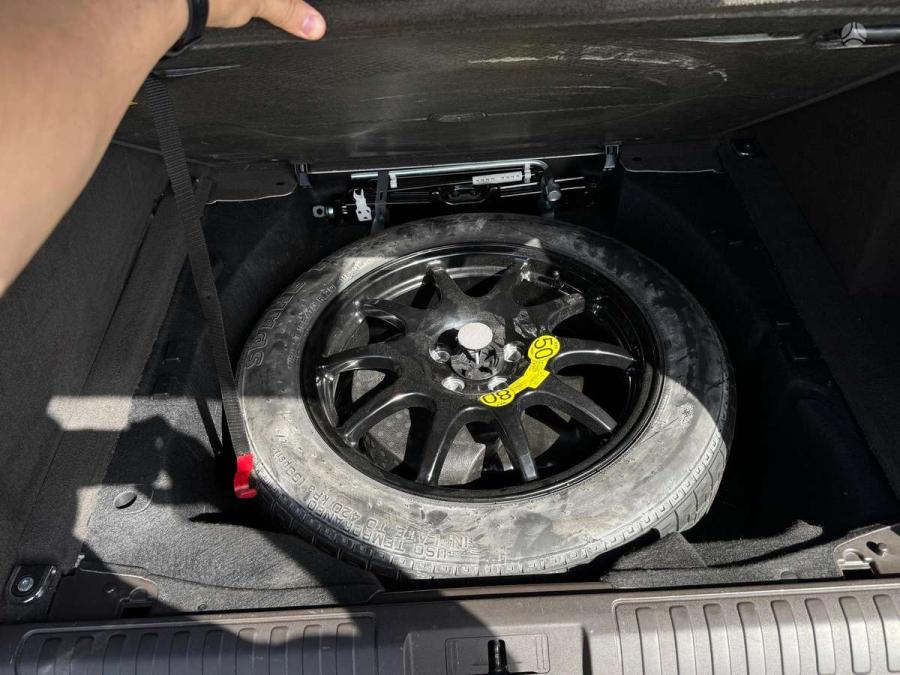 Zils Land Rover Range Rover Sport 2020 Klaipėda, ar dzinēja tilpumu 3.00 L un nobraukumu 88 tūkst. km par 33300 €, foto 18 vietnē AUTOMOTO.COM.LV