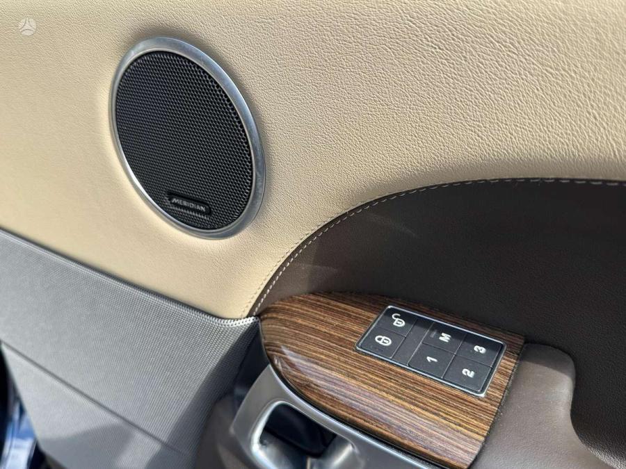 Zils Land Rover Range Rover Sport 2020 Klaipėda, ar dzinēja tilpumu 3.00 L un nobraukumu 88 tūkst. km par 33300 €, foto 41 vietnē AUTOMOTO.COM.LV