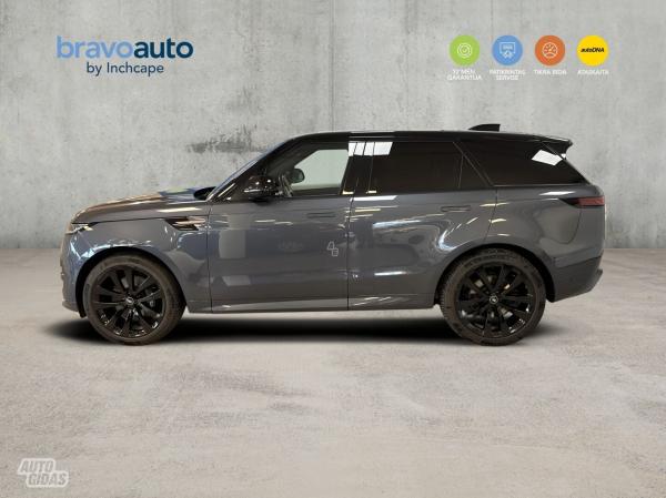 Blue Land Rover Range Rover Sport 2023 in Vilnius, with an engine capacity of 4.40 L and mileage of 82 thousand km for 85000 €, photo 3 on AUTOMOTO.COM.LV