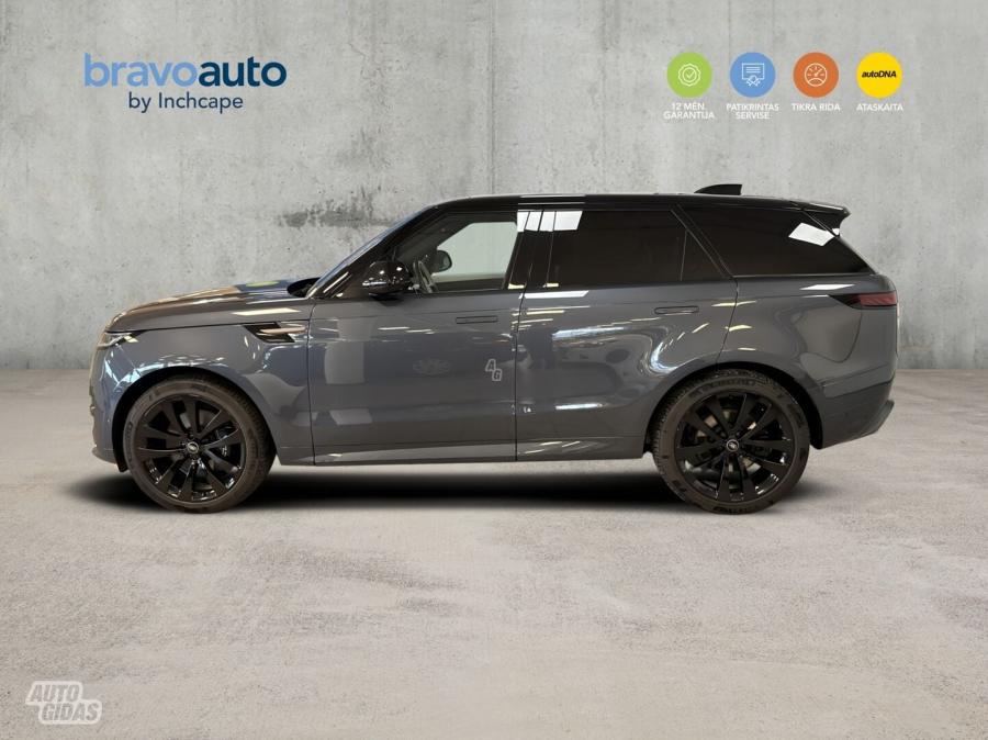 Blue Land Rover Range Rover Sport 2023 in Vilnius, with an engine capacity of 4.40 L and mileage of 82 thousand km for 85000 €, photo 3 on AUTOMOTO.COM.LV