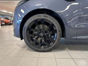 Blue Land Rover Range Rover Sport 2023 in Vilnius, with an engine capacity of 4.40 L and mileage of 82 thousand km for 85000 €, photo 28 on AUTOMOTO.COM.LV