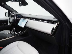 Zils Land Rover Range Rover Sport 2024 Viļņa, ar dzinēja tilpumu 3.00 L un nobraukumu 36 tūkst. km par 89000 €, foto 13 vietnē AUTOMOTO.COM.LV