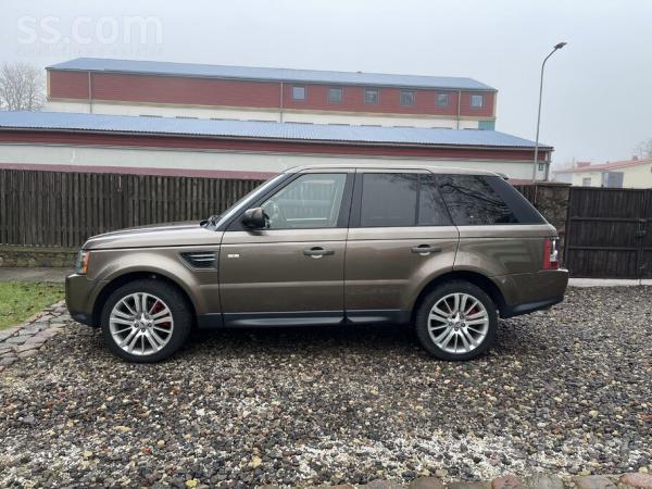 Brūns Land Rover Range Rover Sport 2009 Liepāja, ar dzinēja tilpumu 3.00 L un nobraukumu 348 tūkst. km par 8500 €, foto 4 vietnē AUTOMOTO.COM.LV