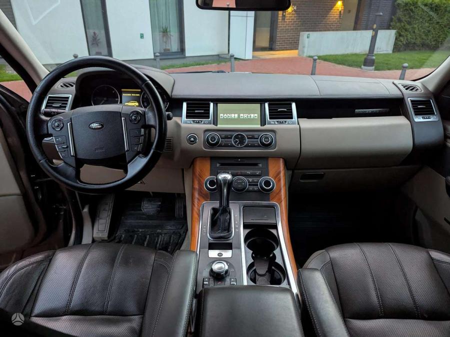Brown Land Rover Range Rover Sport 2010 in Vilnius, with an engine capacity of 2.99 L and mileage of 299 thousand km for 7900 €, photo 11 on AUTOMOTO.COM.LV
