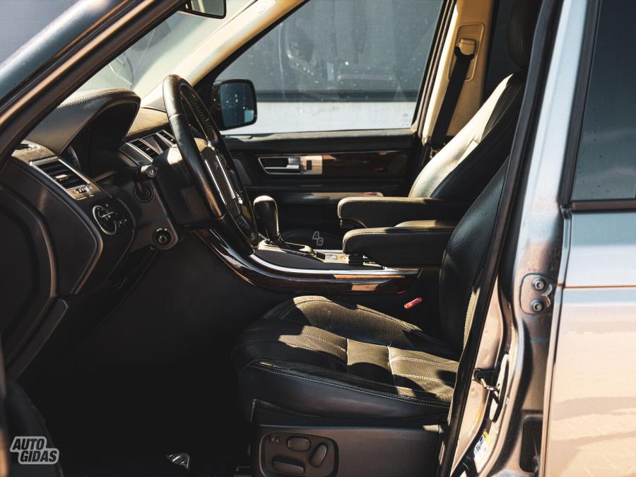 Brūns Land Rover Range Rover Sport 2012 Šauļi, ar dzinēja tilpumu 3.00 L un nobraukumu 200 tūkst. km par 9750 €, foto 18 vietnē AUTOMOTO.COM.LV