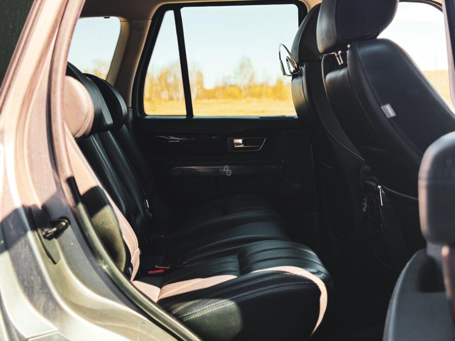 Brūns Land Rover Range Rover Sport 2012 Šauļi, ar dzinēja tilpumu 3.00 L un nobraukumu 200 tūkst. km par 9750 €, foto 30 vietnē AUTOMOTO.COM.LV