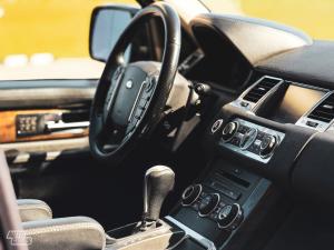 Brūns Land Rover Range Rover Sport 2012 Šauļi, ar dzinēja tilpumu 3.00 L un nobraukumu 200 tūkst. km par 9750 €, foto 32 vietnē AUTOMOTO.COM.LV
