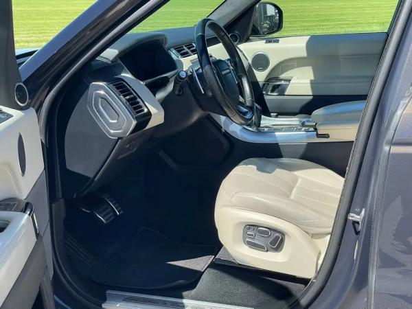 Brūns Land Rover Range Rover Sport 2013 Jūrmala, ar dzinēja tilpumu 3.00 L un nobraukumu 214 tūkst. km par 16450 €, foto 6 vietnē AUTOMOTO.COM.LV