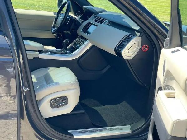 Brūns Land Rover Range Rover Sport 2013 Jūrmala, ar dzinēja tilpumu 3.00 L un nobraukumu 214 tūkst. km par 16450 €, foto 9 vietnē AUTOMOTO.COM.LV