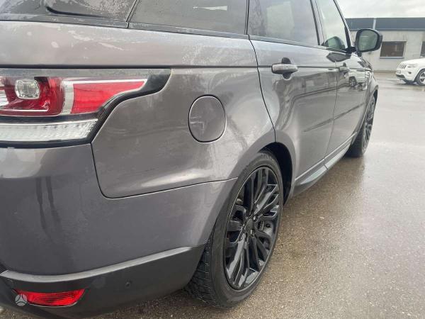 Brown Land Rover Range Rover Sport 2017 in Kaunas, with an engine capacity of 3.00 L and mileage of 210 thousand km for 17800 €, photo 8 on AUTOMOTO.COM.LV
