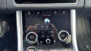 Brūns Land Rover Range Rover Sport 2018 Viļņa, ar dzinēja tilpumu 2.99 L un nobraukumu 189 tūkst. km par 25990 €, foto 30 vietnē AUTOMOTO.COM.LV