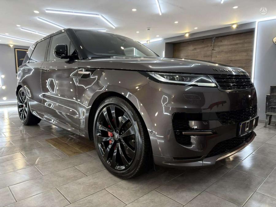 Brown Land Rover Range Rover Sport 2025 in Palanga, with an engine capacity of 3.00 L and mileage of 86 thousand km for 88000 €, photo 1 on AUTOMOTO.COM.LV
