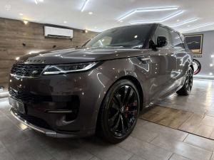 Brown Land Rover Range Rover Sport 2025 in Palanga, with an engine capacity of 3.00 L and mileage of 86 thousand km for 88000 €, photo 3 on AUTOMOTO.COM.LV