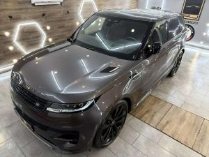 Brown Land Rover Range Rover Sport 2025 in Palanga, with an engine capacity of 3.00 L and mileage of 86 thousand km for 88000 €, photo 8 on AUTOMOTO.COM.LV